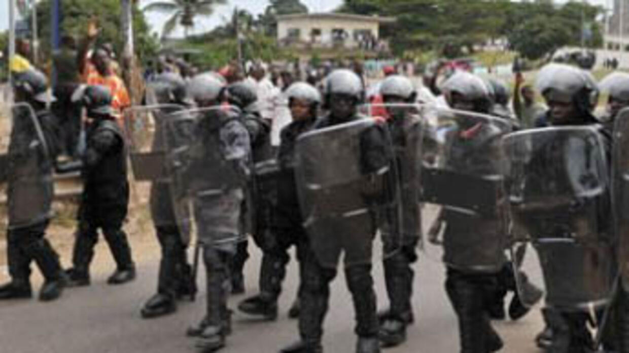 Violents affrontements entre policiers et partisans de l'opposition à ...