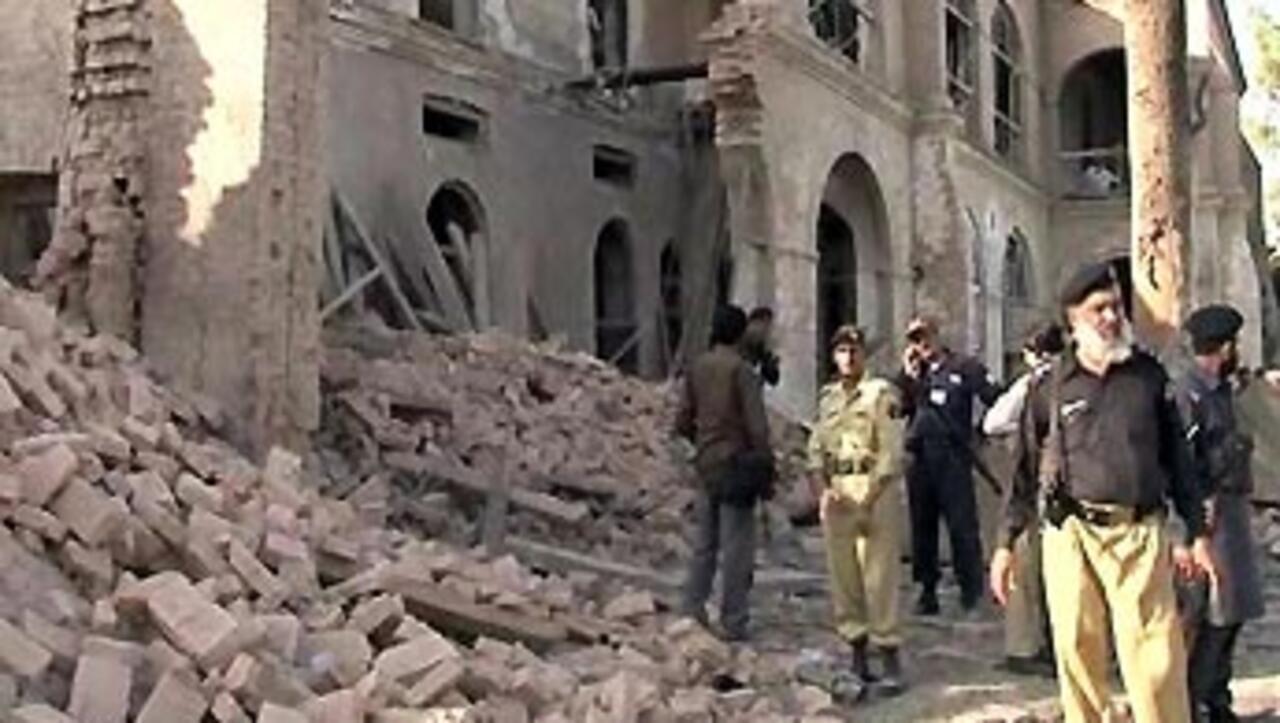 Several killed in thwarted attack on US consulate in Peshawar - France 24