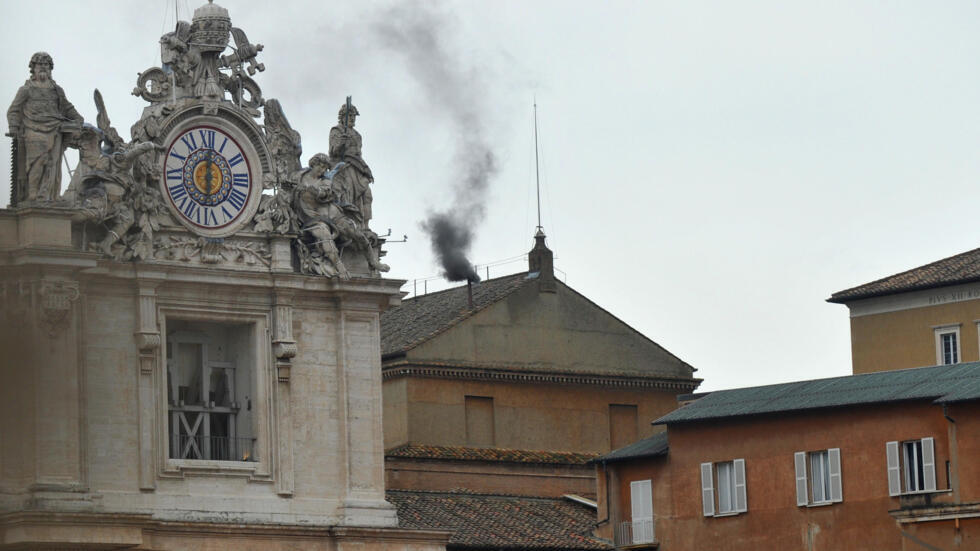Papal smoke watch from Saint Peter's Square