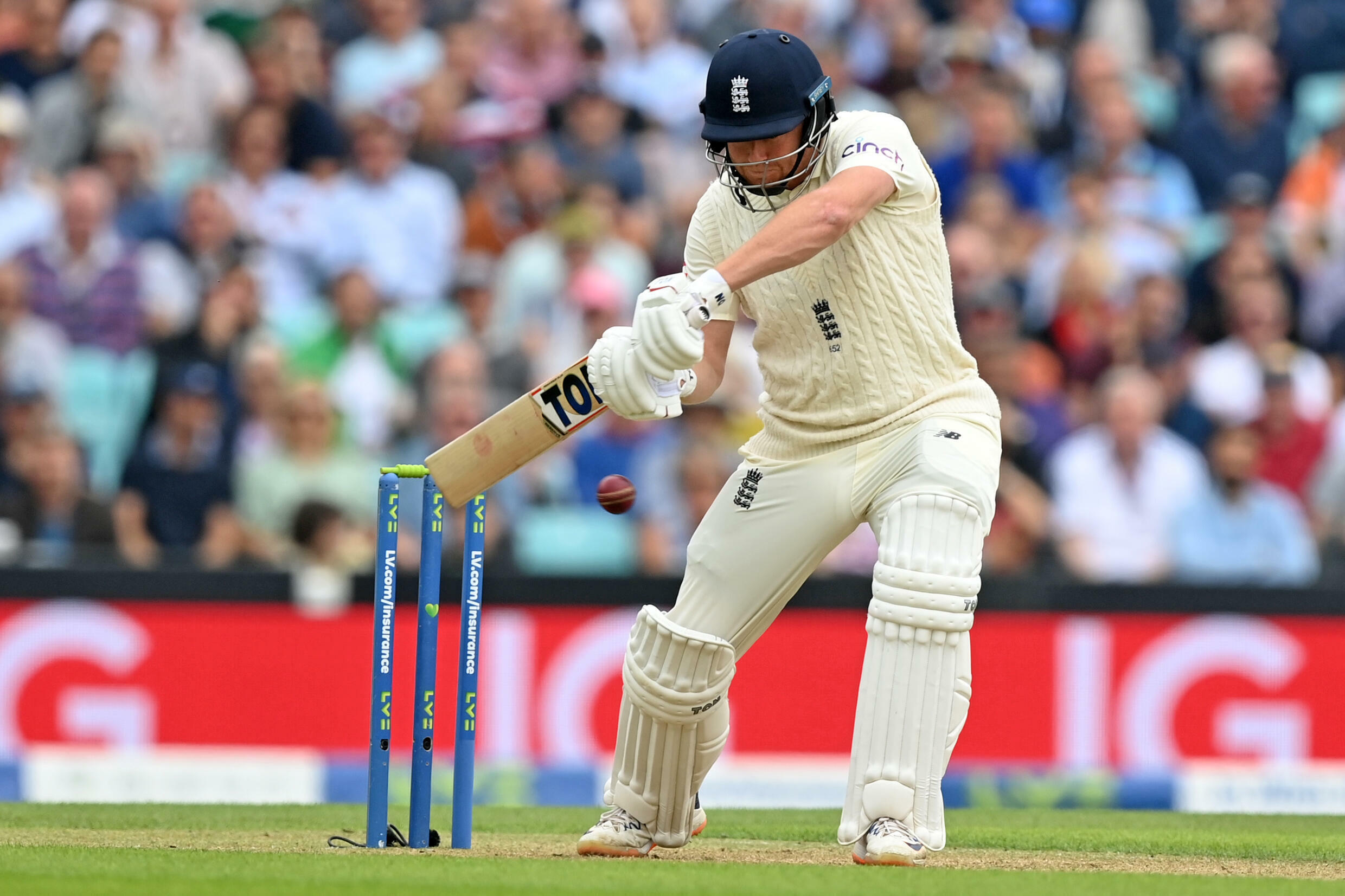 Pope, Bairstow answer England's prayers against India - France 24