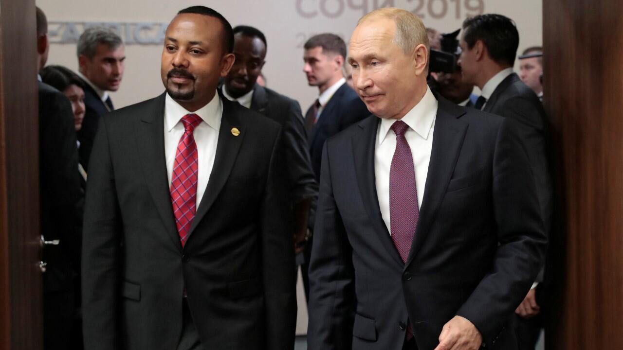 As Kremlin eyes Africa, Putin praises ties at major summit