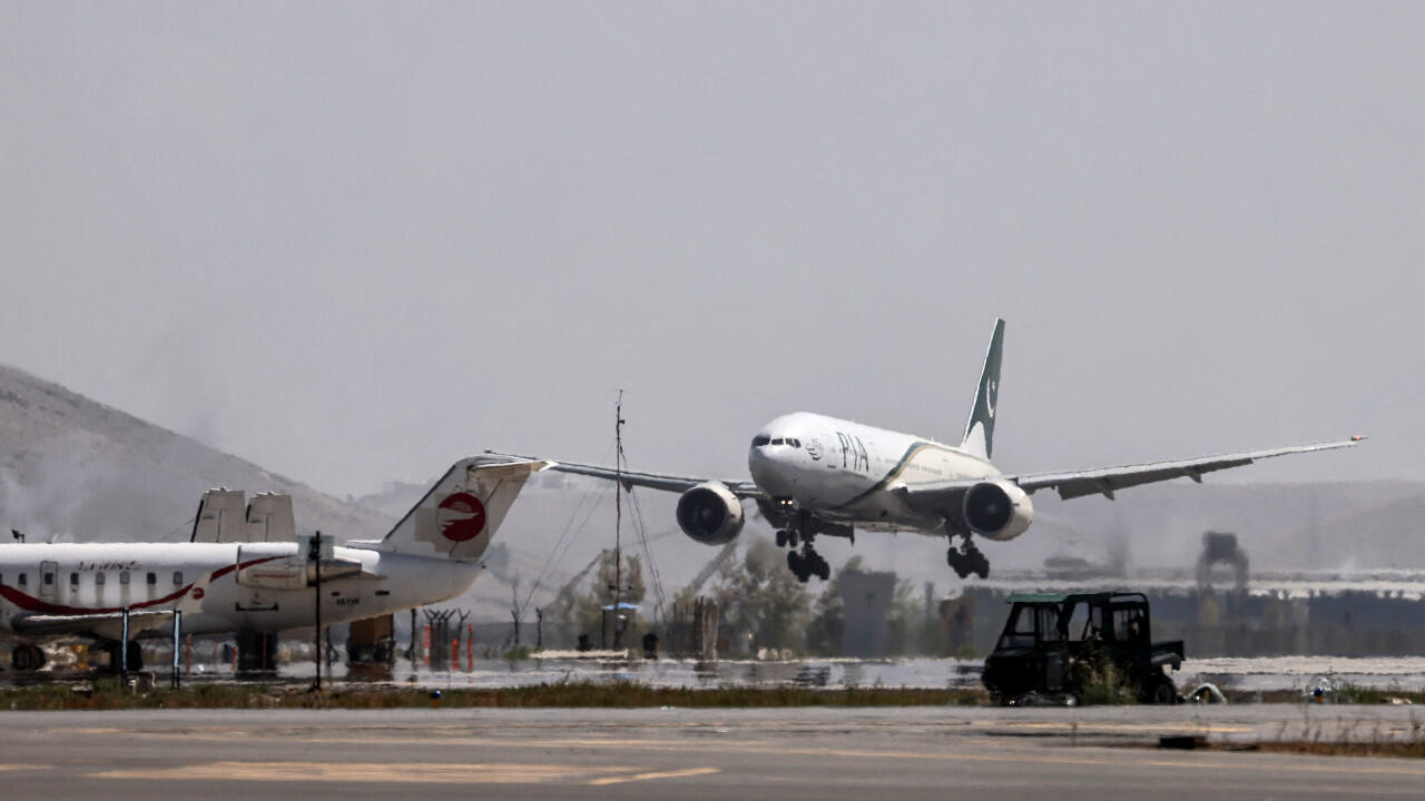 Pakistani plane lands in Kabul in first commercial flight since Taliban ...