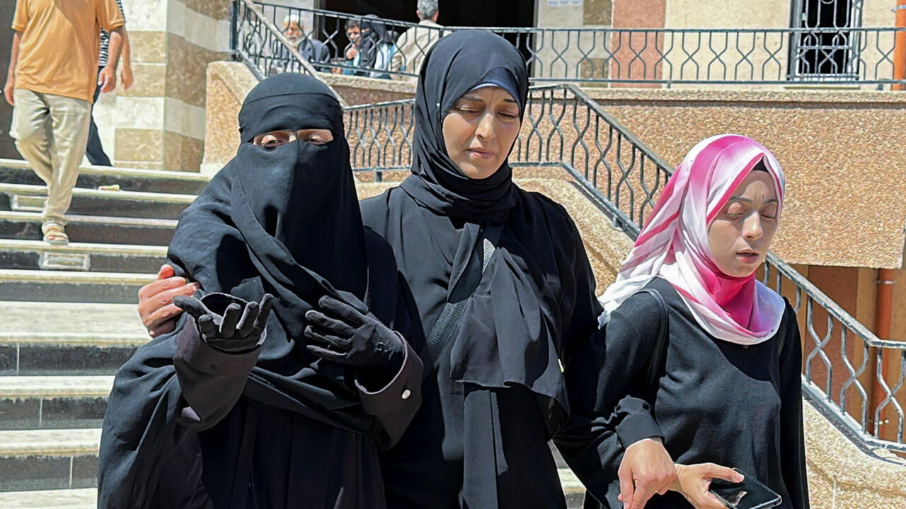 “Solo Dios nos da fuerzas”: la tragedia de un matrimonio gazatí, cuyos nueve hijos fueron ...