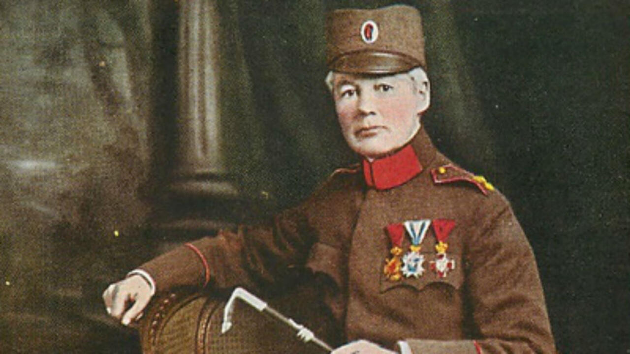 Grande Guerre : Flora Sandes, femme soldat sur le front