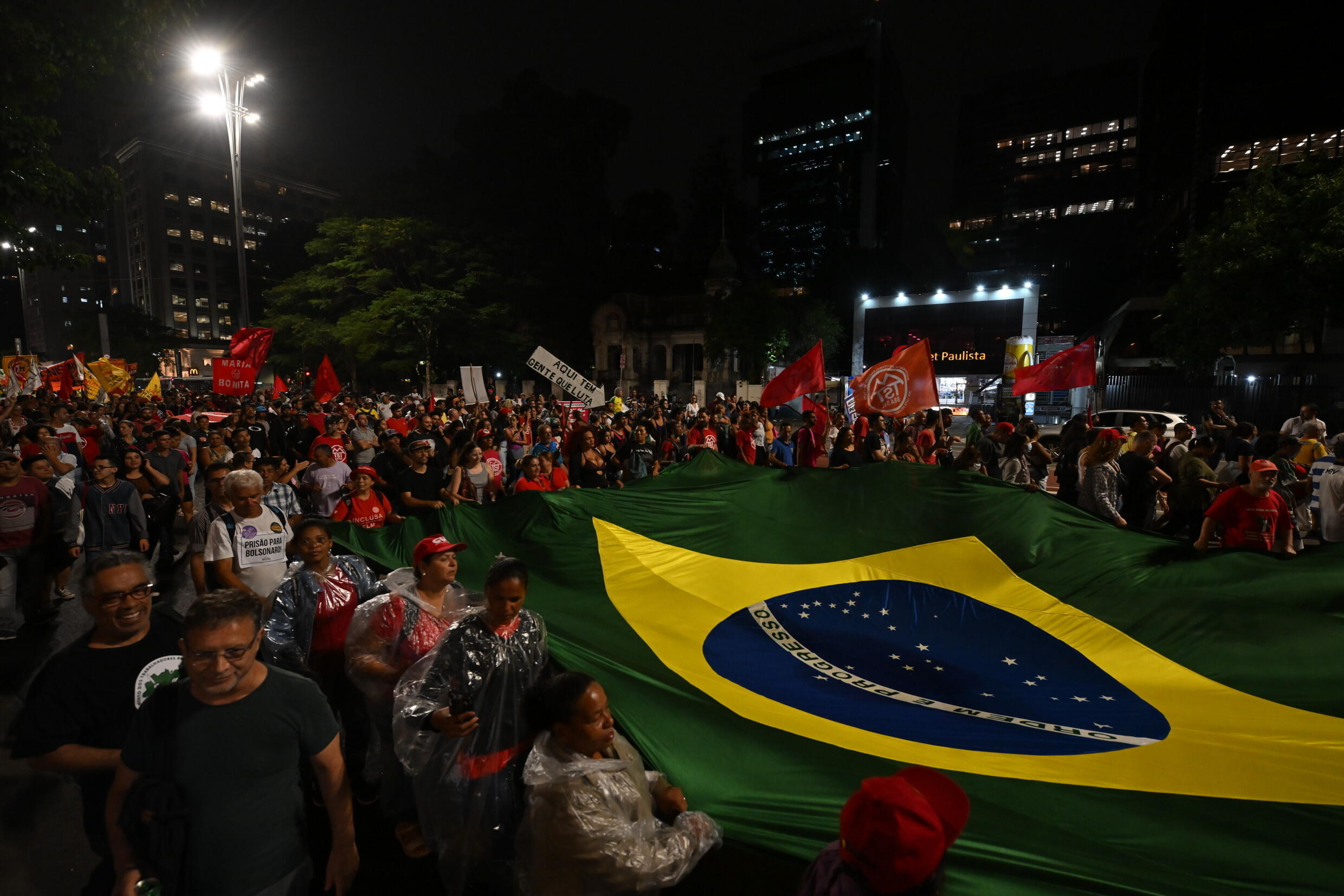 Lula vows 'no pardon' for Jan 8 rioters as Brazil marks anniversary