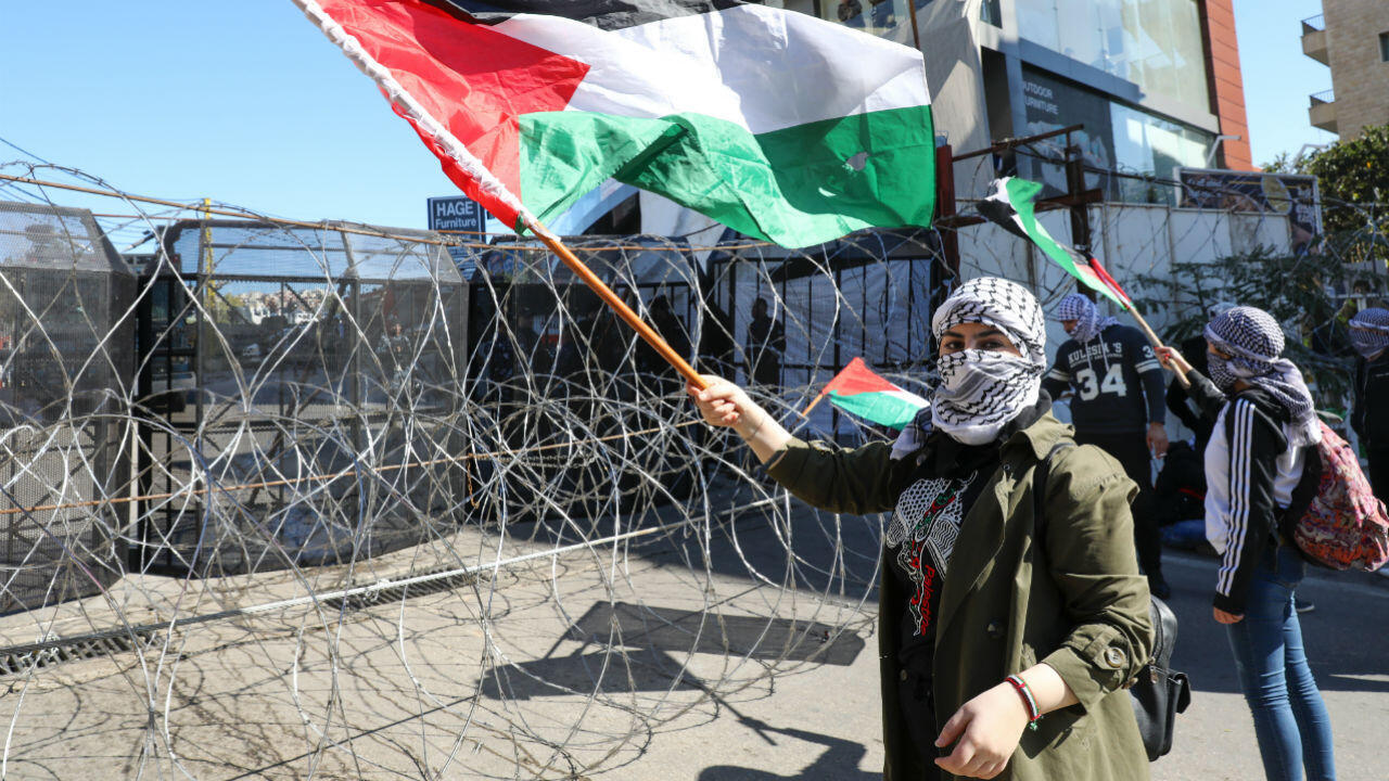 Hundreds protest against US Mideast peace plan in Lebanon