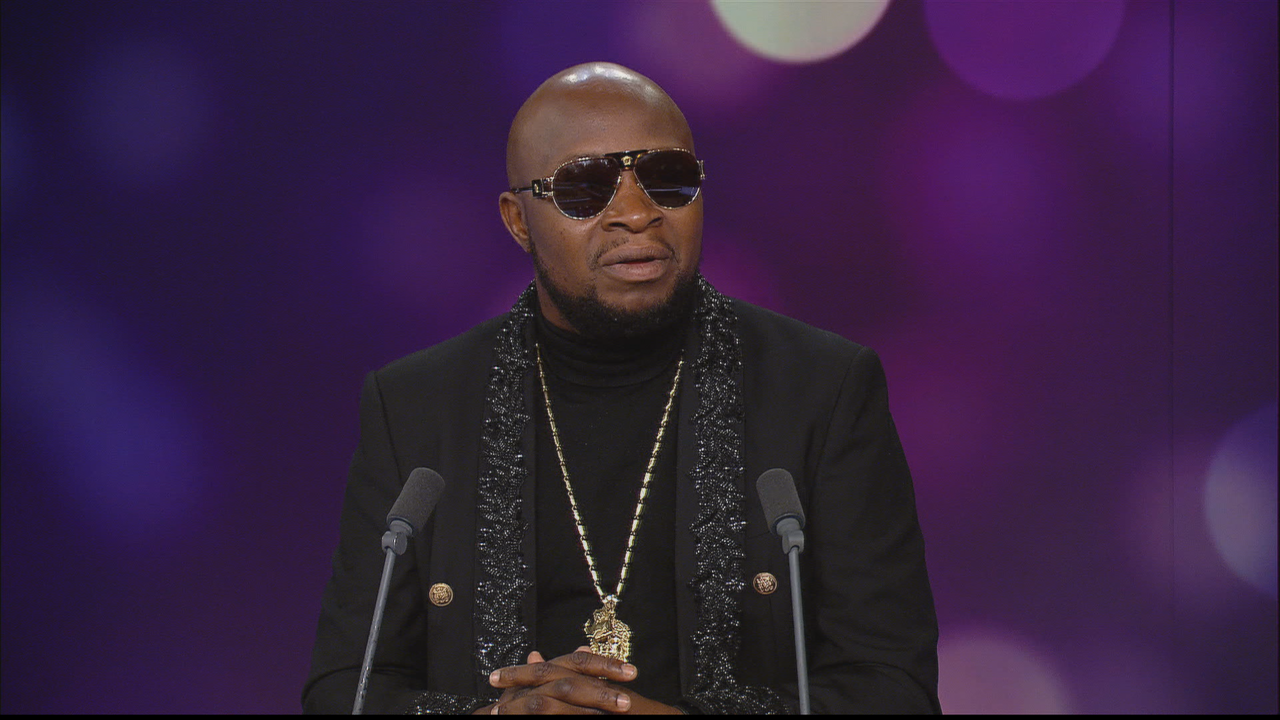 L'artiste congolais Roga Roga et le FEMUA à l'affiche de la Planète ...